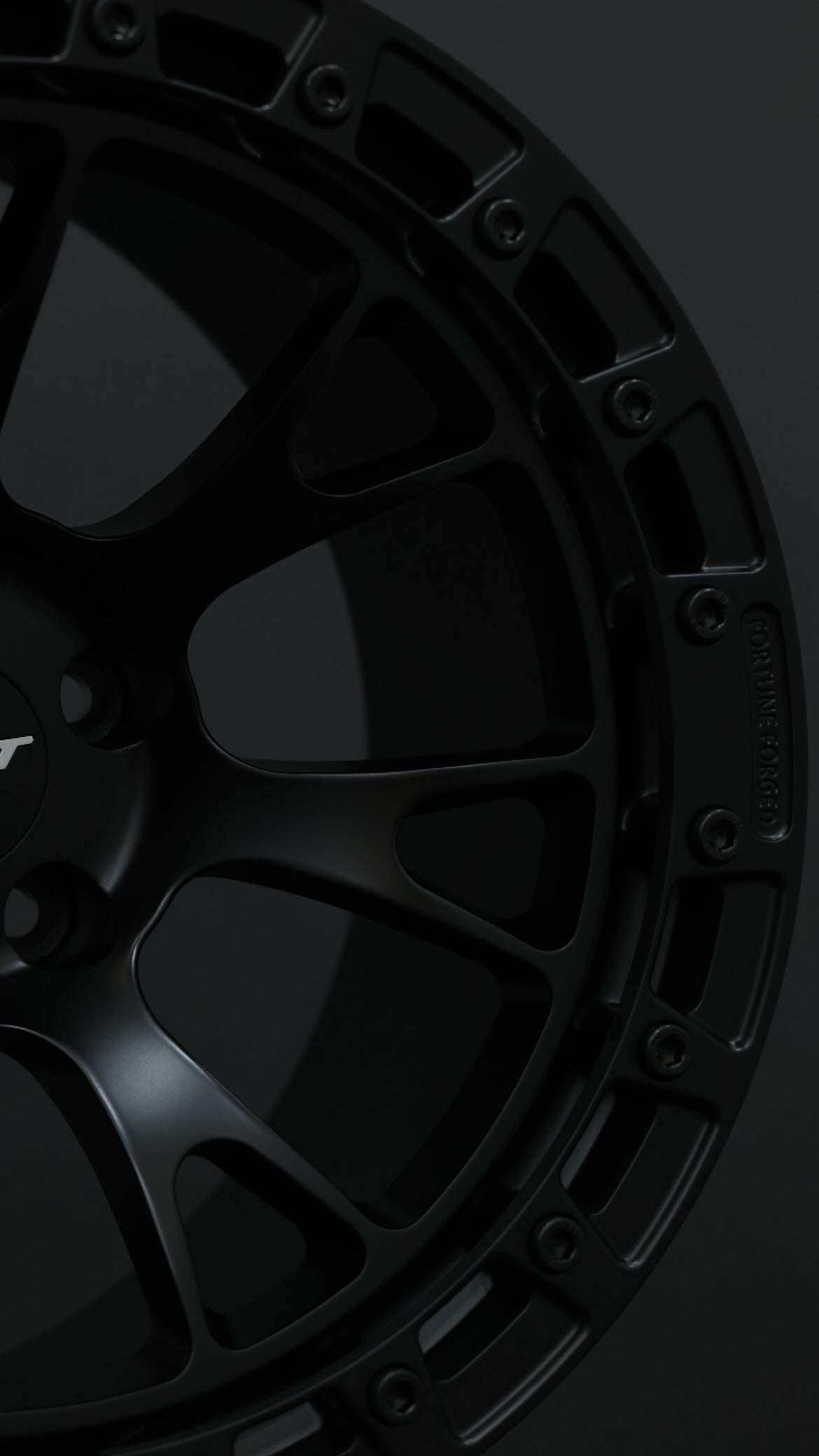 Hellcat SRT "V1" style beadlocks – Fortune Forged